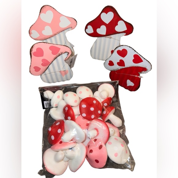 Accents | New Redpink And White Mushroom Bundle 4 Metal Decorative ...